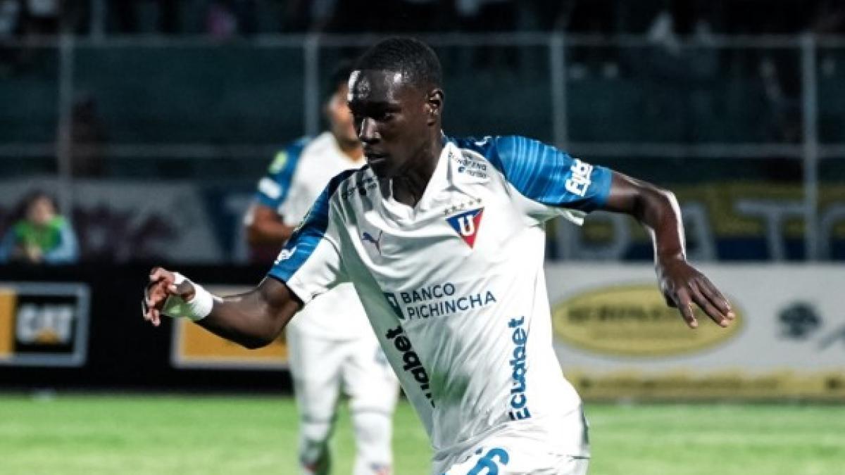 Barça : Josué Caicedo, ailier équatorien, en prêt au Barç... | 360 Foot